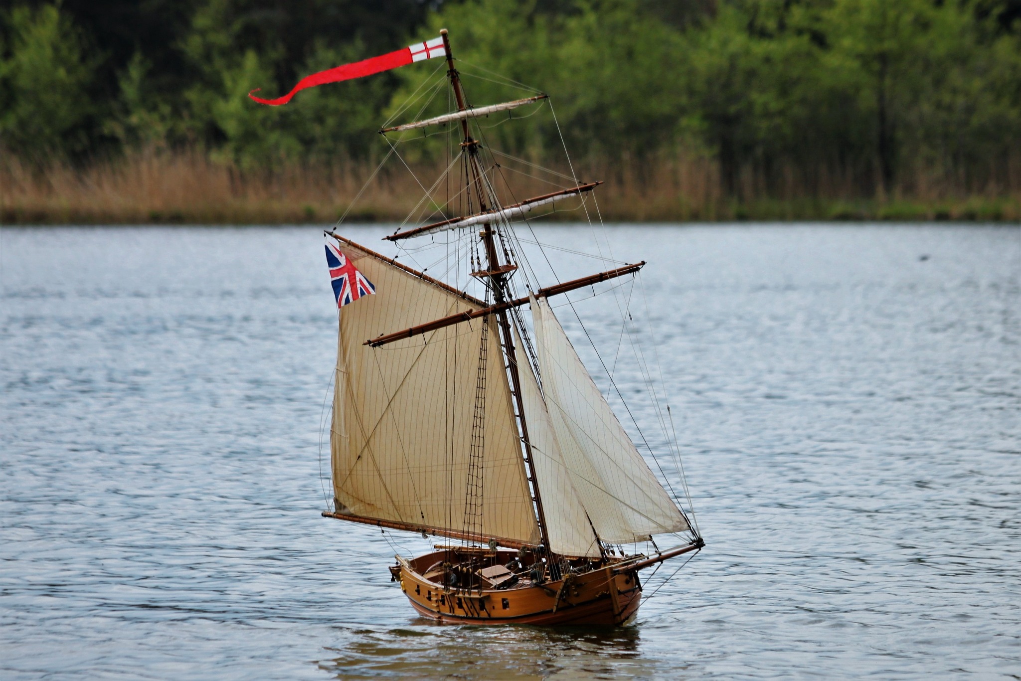 Minisail Classic :: HMS HUNTER